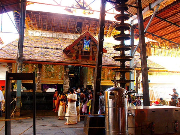 Significance of offering Thulabharam: തുലാഭാരം; ഓരോ ദ്രവ്യത്തിനും ഫലം ...